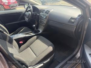 Pelēks Toyota Avensis 2011 Veru, ar dzinēja tilpumu 2.00 L un nobraukumu 338 tūkst. km par 3890 €, foto 7 vietnē AUTOMOTO.COM.LV