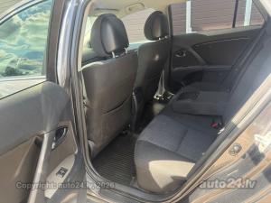 Pelēks Toyota Avensis 2011 Veru, ar dzinēja tilpumu 2.00 L un nobraukumu 338 tūkst. km par 3890 €, foto 8 vietnē AUTOMOTO.COM.LV