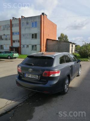 Grey Toyota Avensis 2011 in Bauska, with an engine capacity of 2.20 L and mileage of 300 thousand km for 2500 €, photo 6 on AUTOMOTO.COM.LV