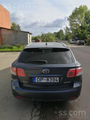 Grey Toyota Avensis 2011 in Bauska, with an engine capacity of 2.20 L and mileage of 300 thousand km for 2500 €, photo 8 on AUTOMOTO.COM.LV