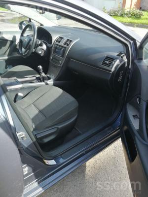Grey Toyota Avensis 2011 in Bauska, with an engine capacity of 2.20 L and mileage of 300 thousand km for 2500 €, photo 11 on AUTOMOTO.COM.LV