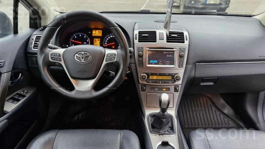 Pelēks Toyota Avensis 2012 Rīga, ar dzinēja tilpumu 2.00 L un nobraukumu 279 tūkst. km par 6000 €, foto 4 vietnē AUTOMOTO.COM.LV