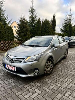 Grey Toyota Avensis 2012 in Kaunas, with an engine capacity of 2.00 L and mileage of 326 thousand km for 3600 €, photo 2 on AUTOMOTO.COM.LV