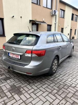 Grey Toyota Avensis 2012 in Kaunas, with an engine capacity of 2.00 L and mileage of 326 thousand km for 3600 €, photo 6 on AUTOMOTO.COM.LV