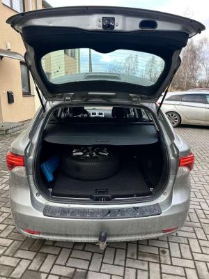 Grey Toyota Avensis 2012 in Kaunas, with an engine capacity of 2.00 L and mileage of 326 thousand km for 3600 €, photo 15 on AUTOMOTO.COM.LV