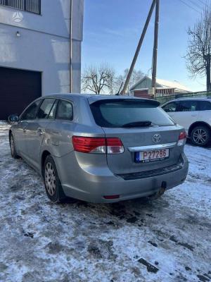 Grey Toyota Avensis 2012 in Kaunas, with an engine capacity of 2.00 L and mileage of 326 thousand km for 3200 €, photo 6 on AUTOMOTO.COM.LV