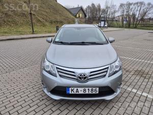Pelēks Toyota Avensis 2012 Rēzekne, ar dzinēja tilpumu 2.00 L un nobraukumu 276 tūkst. km par 5000 €, foto 4 vietnē AUTOMOTO.COM.LV