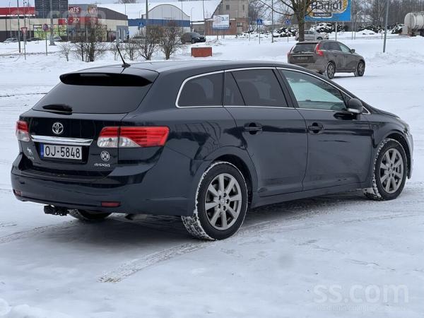 Pelēks Toyota Avensis 2012 Jēkabpils, ar dzinēja tilpumu 2.20 L un nobraukumu 254 tūkst. km par 6990 €, foto 6 vietnē AUTOMOTO.COM.LV