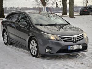 Grey Toyota Avensis 2012 in Cesis, with an engine capacity of 2.00 L and mileage of 350 thousand km for 4850 €, photo 2 on AUTOMOTO.COM.LV