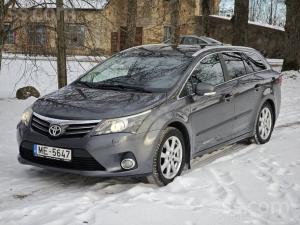 Grey Toyota Avensis 2012 in Cesis, with an engine capacity of 2.00 L and mileage of 350 thousand km for 4850 €, photo 5 on AUTOMOTO.COM.LV