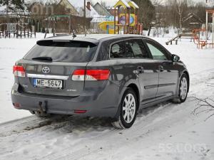 Grey Toyota Avensis 2012 in Cesis, with an engine capacity of 2.00 L and mileage of 350 thousand km for 4850 €, photo 8 on AUTOMOTO.COM.LV