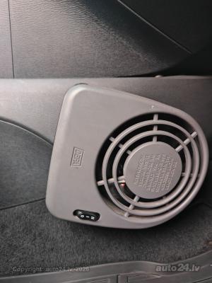 Серый Тойота Авенсис 2012 в Выру, объемом двигателя 2.00 л и пробегом 238 тыс. км за 8350 €, фото 7 на AUTOMOTO.COM.LV