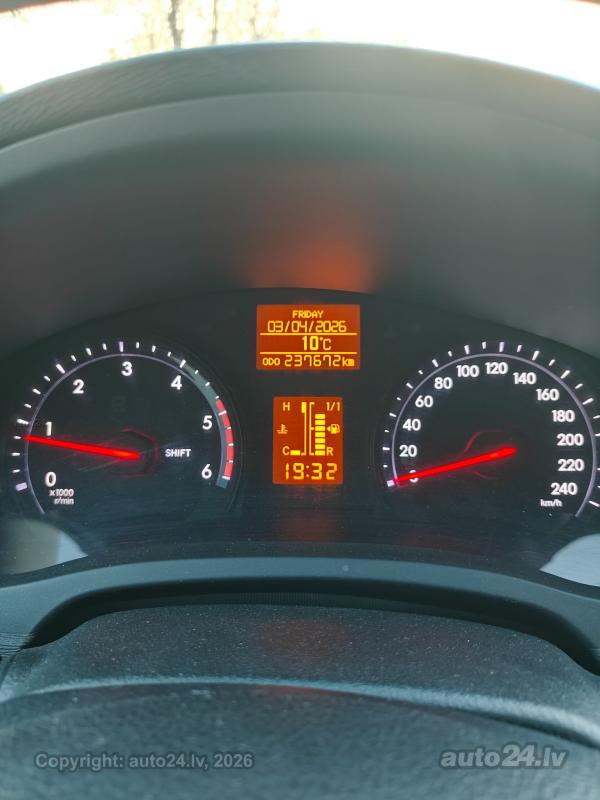 Серый Тойота Авенсис 2012 в Выру, объемом двигателя 2.00 л и пробегом 238 тыс. км за 8350 €, фото 7 на AUTOMOTO.COM.LV