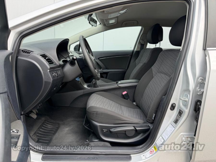 Pelēks Toyota Avensis 2012 Tartu, ar dzinēja tilpumu 2.00 L un nobraukumu 274 tūkst. km par 4999 €, foto 7 vietnē AUTOMOTO.COM.LV
