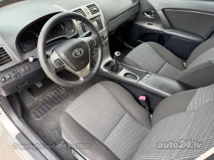 Pelēks Toyota Avensis 2012 Tartu, ar dzinēja tilpumu 2.00 L un nobraukumu 274 tūkst. km par 4999 €, foto 9 vietnē AUTOMOTO.COM.LV