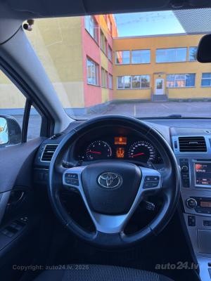 Pelēks Toyota Avensis 2012 Paide, ar dzinēja tilpumu 2.20 L un nobraukumu 193 tūkst. km par 7900 €, foto 13 vietnē AUTOMOTO.COM.LV