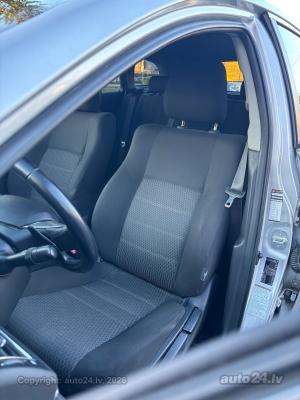 Pelēks Toyota Avensis 2012 Paide, ar dzinēja tilpumu 2.20 L un nobraukumu 193 tūkst. km par 7900 €, foto 14 vietnē AUTOMOTO.COM.LV