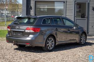 Pelēks Toyota Avensis 2012 Liepāja, ar dzinēja tilpumu 2.20 L un nobraukumu 288 tūkst. km par 6200 €, foto 5 vietnē AUTOMOTO.COM.LV