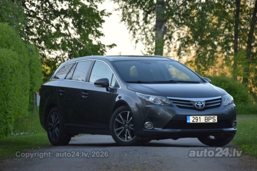 Серый Тойота Авенсис 2012 в Вильянди, объемом двигателя 2.00 л и пробегом 341 тыс. км за 4990 €, фото 3 на AUTOMOTO.COM.LV