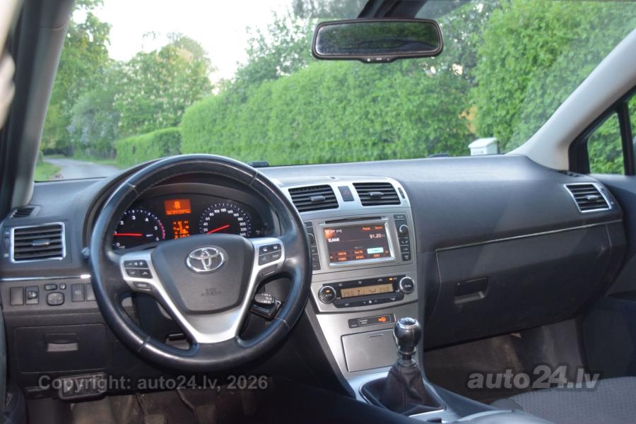 Серый Тойота Авенсис 2012 в Вильянди, объемом двигателя 2.00 л и пробегом 341 тыс. км за 4990 €, фото 7 на AUTOMOTO.COM.LV