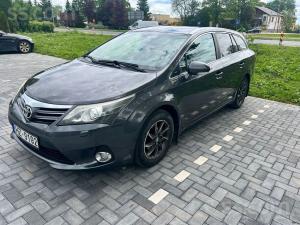 Pelēks Toyota Avensis 2012 Rīga, ar dzinēja tilpumu 2.00 L un nobraukumu 196 tūkst. km par 7250 €, foto 3 vietnē AUTOMOTO.COM.LV