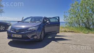 Серый Тойота Авенсис 2012 в Рига, объемом двигателя 2.00 л и пробегом 279 тыс. км за 5500 €, фото  на AUTOMOTO.COM.LV