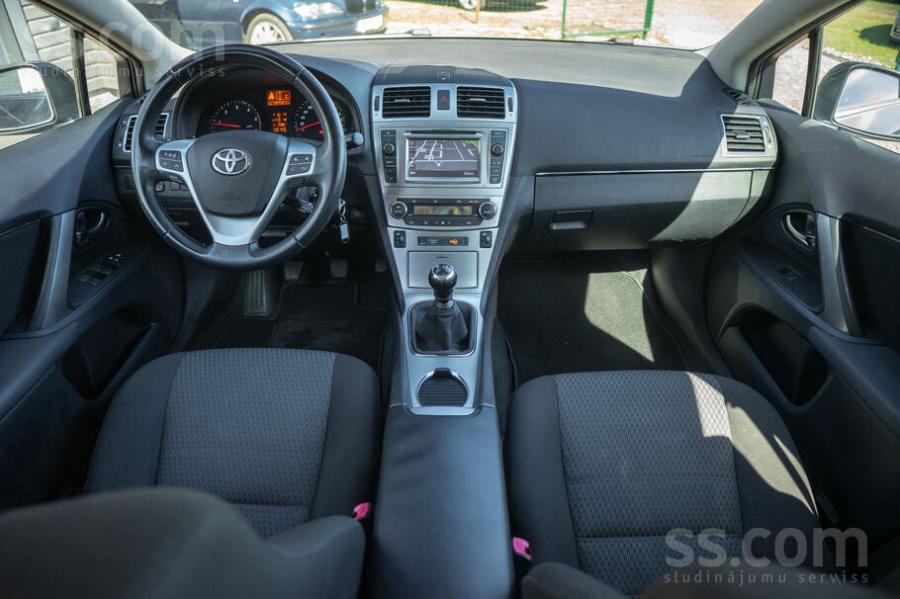 Pelēks Toyota Avensis 2012 Liepāja, ar dzinēja tilpumu 2.20 L un nobraukumu 288 tūkst. km par 6200 €, foto 8 vietnē AUTOMOTO.COM.LV