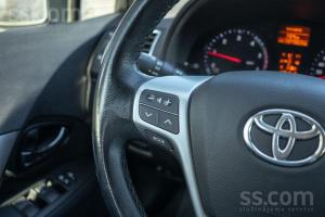Pelēks Toyota Avensis 2012 Liepāja, ar dzinēja tilpumu 2.20 L un nobraukumu 288 tūkst. km par 6200 €, foto 20 vietnē AUTOMOTO.COM.LV