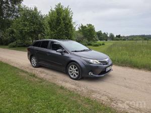 Pelēks Toyota Avensis 2012 Cēsis, ar dzinēja tilpumu 2.00 L un nobraukumu 354 tūkst. km par 4350 €, foto 3 vietnē AUTOMOTO.COM.LV