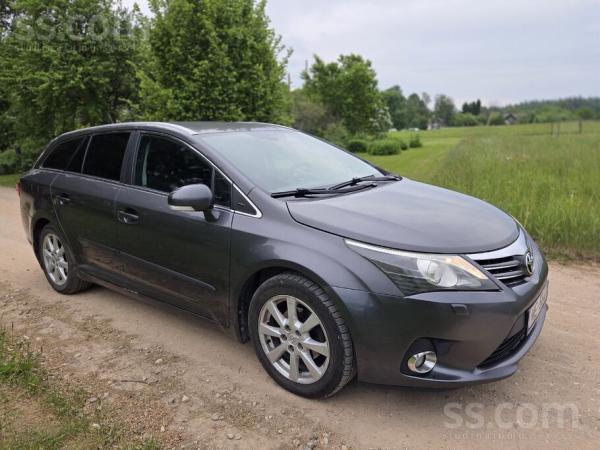 Серый Тойота Авенсис 2012 в Цесис, объемом двигателя 2.00 л и пробегом 354 тыс. км за 4350 €, фото 4 на AUTOMOTO.COM.LV