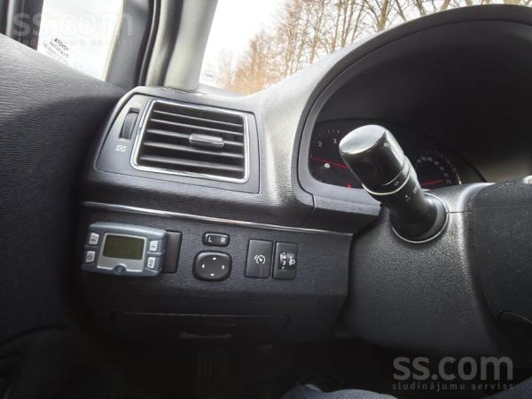Серый Тойота Авенсис 2012 в Цесис, объемом двигателя 2.00 л и пробегом 354 тыс. км за 4350 €, фото 9 на AUTOMOTO.COM.LV