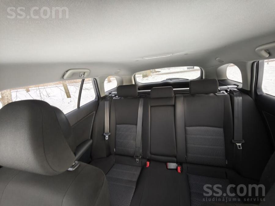 Pelēks Toyota Avensis 2012 Cēsis, ar dzinēja tilpumu 2.00 L un nobraukumu 354 tūkst. km par 4350 €, foto 14 vietnē AUTOMOTO.COM.LV