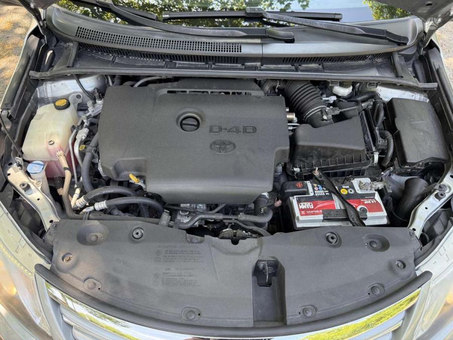 Pelēks Toyota Avensis 2012 Kauņa, ar dzinēja tilpumu 2.00 L un nobraukumu 147 tūkst. km par 4700 €, foto 13 vietnē AUTOMOTO.COM.LV