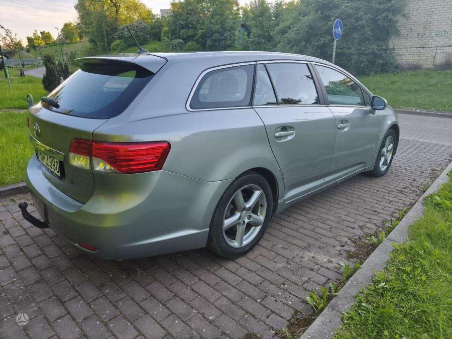 Серый Тойота Авенсис 2012 в Алитус, объемом двигателя 2.00 л и пробегом 272 тыс. км за 4800 €, фото 5 на AUTOMOTO.COM.LV