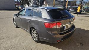 Grey Toyota Avensis 2012 in Riga, with an engine capacity of 2.00 L and mileage of 276 thousand km for 6350 €, photo 13 on AUTOMOTO.COM.LV