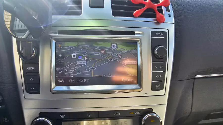 Pelēks Toyota Avensis 2012 Rīga, ar dzinēja tilpumu 2.00 L un nobraukumu 276 tūkst. km par 5950 €, foto 19 vietnē AUTOMOTO.COM.LV