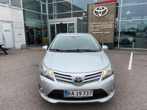 Grey Toyota Avensis 2012 in Vilnius, with an engine capacity of 2.00 L and mileage of 393 thousand km for 3600 €, photo 3 on AUTOMOTO.COM.LV