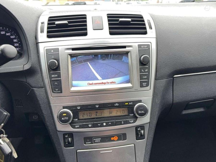 Grey Toyota Avensis 2012 in Vilnius, with an engine capacity of 2.00 L and mileage of 393 thousand km for 3600 €, photo 10 on AUTOMOTO.COM.LV