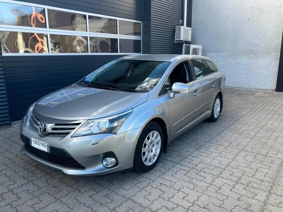 Grey Toyota Avensis 2012 in Jekabpils, with an engine capacity of 2.00 L and mileage of 286 thousand km for 6390 €, photo 31 on AUTOMOTO.COM.LV