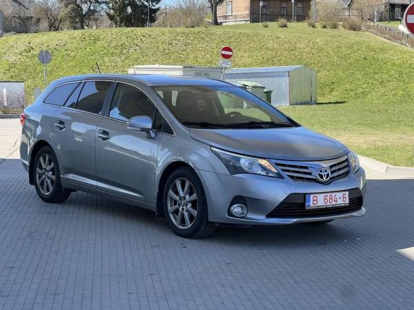 Grey Toyota Avensis 2012 in Rezekne, with an engine capacity of 2.00 L and mileage of 279 thousand km for 5500 €, photo 3 on AUTOMOTO.COM.LV