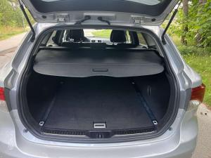 Pelēks Toyota Avensis 2012 Viļņa, ar dzinēja tilpumu 1.60 L un nobraukumu 236 tūkst. km par 7450 €, foto 20 vietnē AUTOMOTO.COM.LV
