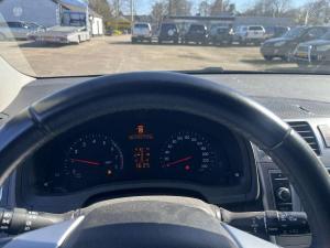 Pelēks Toyota Avensis 2012 Viļņa, ar dzinēja tilpumu 1.60 L un nobraukumu 236 tūkst. km par 7450 €, foto 41 vietnē AUTOMOTO.COM.LV