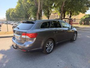 Grey Toyota Avensis 2012 in Taurage, with an engine capacity of 2.00 L and mileage of 267 thousand km for 5100 €, photo 6 on AUTOMOTO.COM.LV
