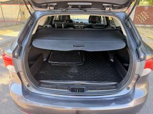 Grey Toyota Avensis 2012 in Taurage, with an engine capacity of 2.00 L and mileage of 267 thousand km for 5100 €, photo 17 on AUTOMOTO.COM.LV