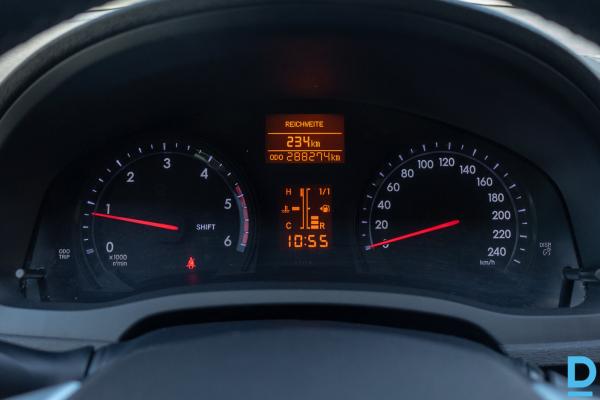 Grey Toyota Avensis 2012 in Liepaja, with an engine capacity of 2.20 L and mileage of 288 thousand km for 6200 €, photo 8 on AUTOMOTO.COM.LV