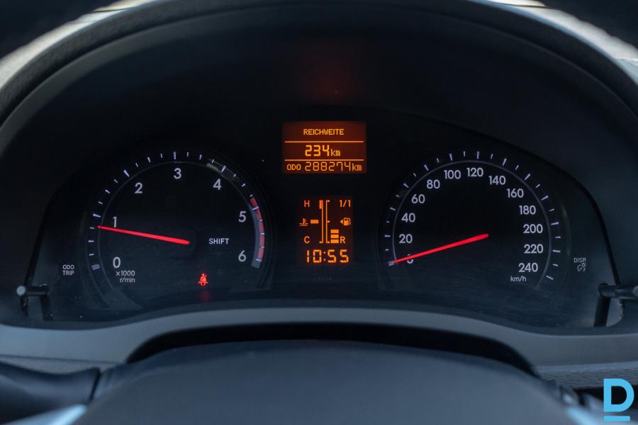 Серый Тойота Авенсис 2012 в Лиепая, объемом двигателя 2.20 л и пробегом 288 тыс. км за 6200 €, фото 9 на AUTOMOTO.COM.LV