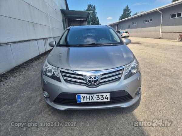Grey Toyota Avensis 2012 in Parnu, with an engine capacity of 2.00 L and mileage of 354 thousand km for 4200 €, photo 2 on AUTOMOTO.COM.LV