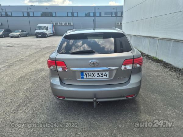 Grey Toyota Avensis 2012 in Parnu, with an engine capacity of 2.00 L and mileage of 354 thousand km for 4200 €, photo 5 on AUTOMOTO.COM.LV