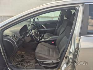 Серый Тойота Авенсис 2012 в Пярну, объемом двигателя 2.00 л и пробегом 354 тыс. км за 4200 €, фото 9 на AUTOMOTO.COM.LV