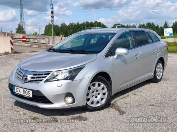 Pelēks Toyota Avensis 2012 Tartu, ar dzinēja tilpumu 1.80 L un nobraukumu 277 tūkst. km par 3999 €, foto 1 vietnē AUTOMOTO.COM.LV